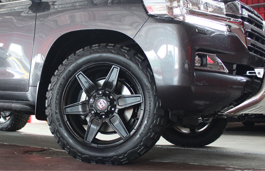 30% OFF ON 20 INCH WHEELS